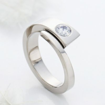 engagement ring | ichi